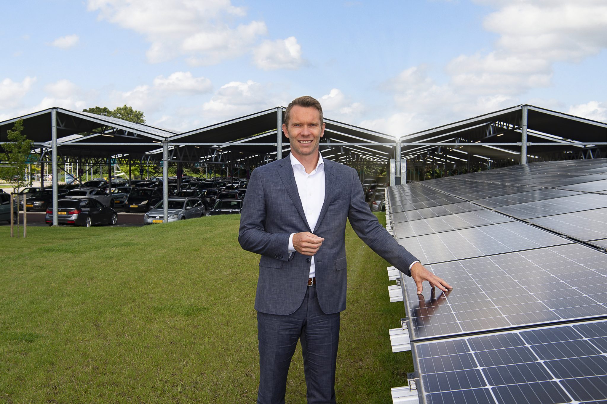 Automotive sector - zelf stroom opwekken | GroenLeven